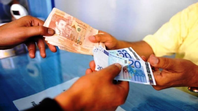 تقرير رسمي يحذر من ضياع فرص استثمار تحويلات مغاربة الخارج