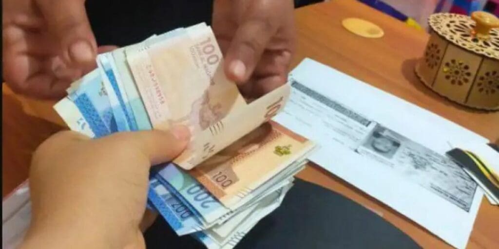 فضيحة الماستر .. مطالب بسحب الشهادات المشبوهة وإلغاء الترقيات